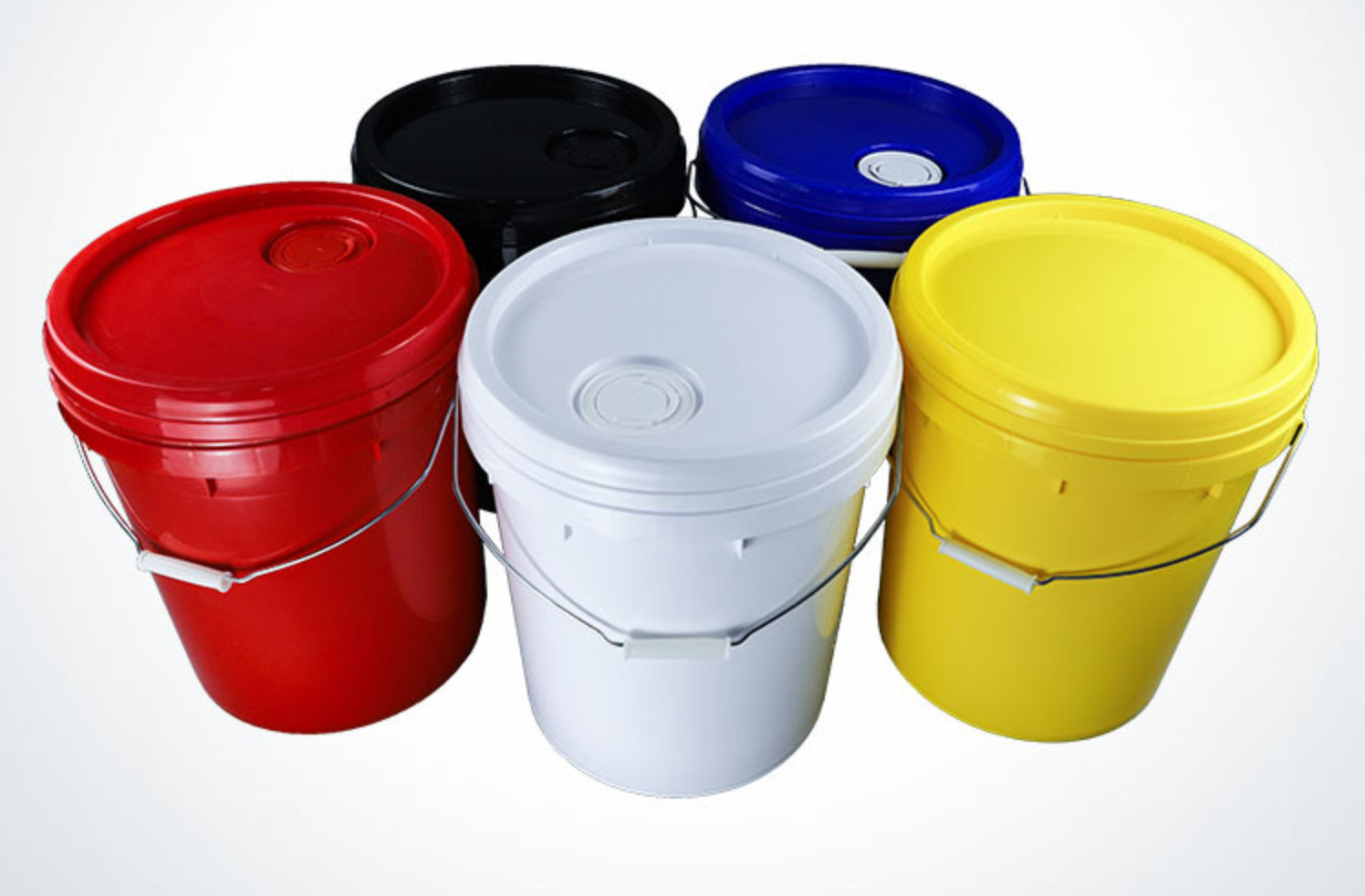 Plastic Oil Bucket with Lid - Various Sizes Available