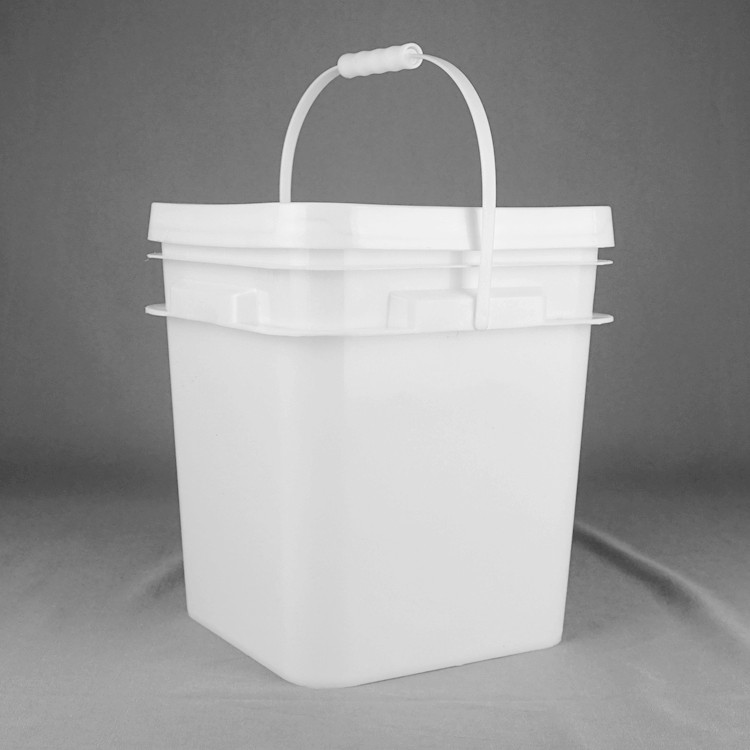 18 Litre Plastic Square Buckets Food Grade Plastic Pail With Lid And Handle